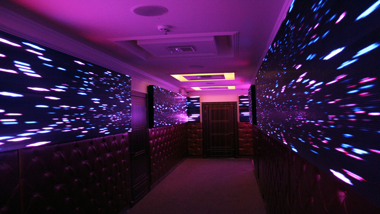 RESTAURANTS AND CAFE | LED screen | Ukraine