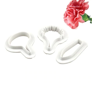 Carnation Cutter | Mom's Baking