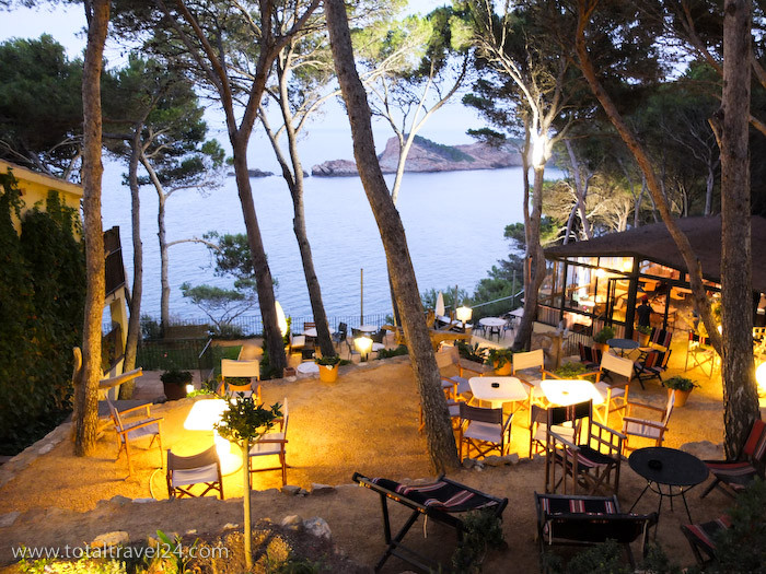 Vintage Hotel & Lounge Restaurant - Begur - charming 10 room hotel