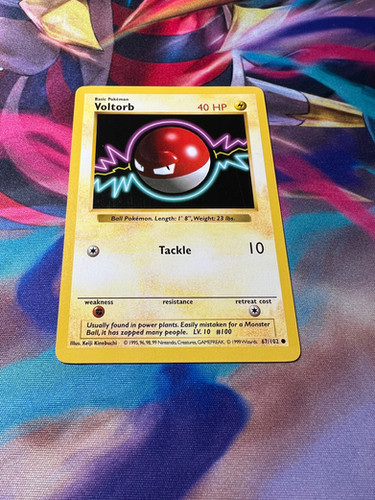 Base Shadowless 67/102 Voltorb Pokemon Card | Cheeses Treasures