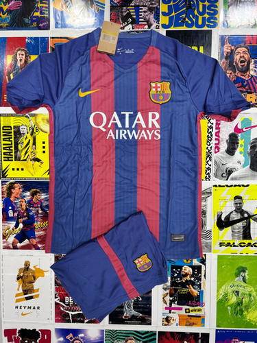 FC Barcelona (Home) 2016/17 Retro Kit | The Jersey Hub