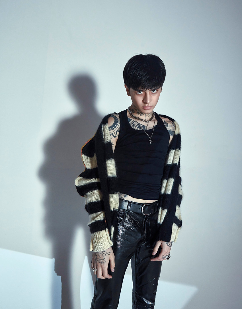 MOOD Magazine | STRANGEHUMAN