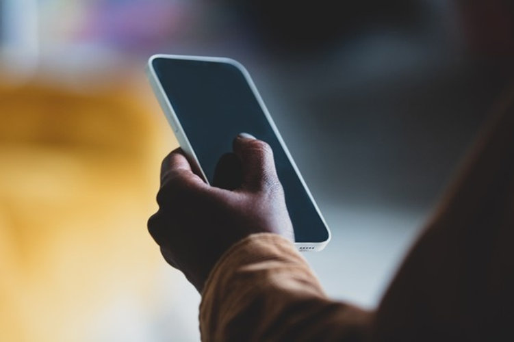 A Better Way to Text with VoicePing, The Walkie-Talkie App