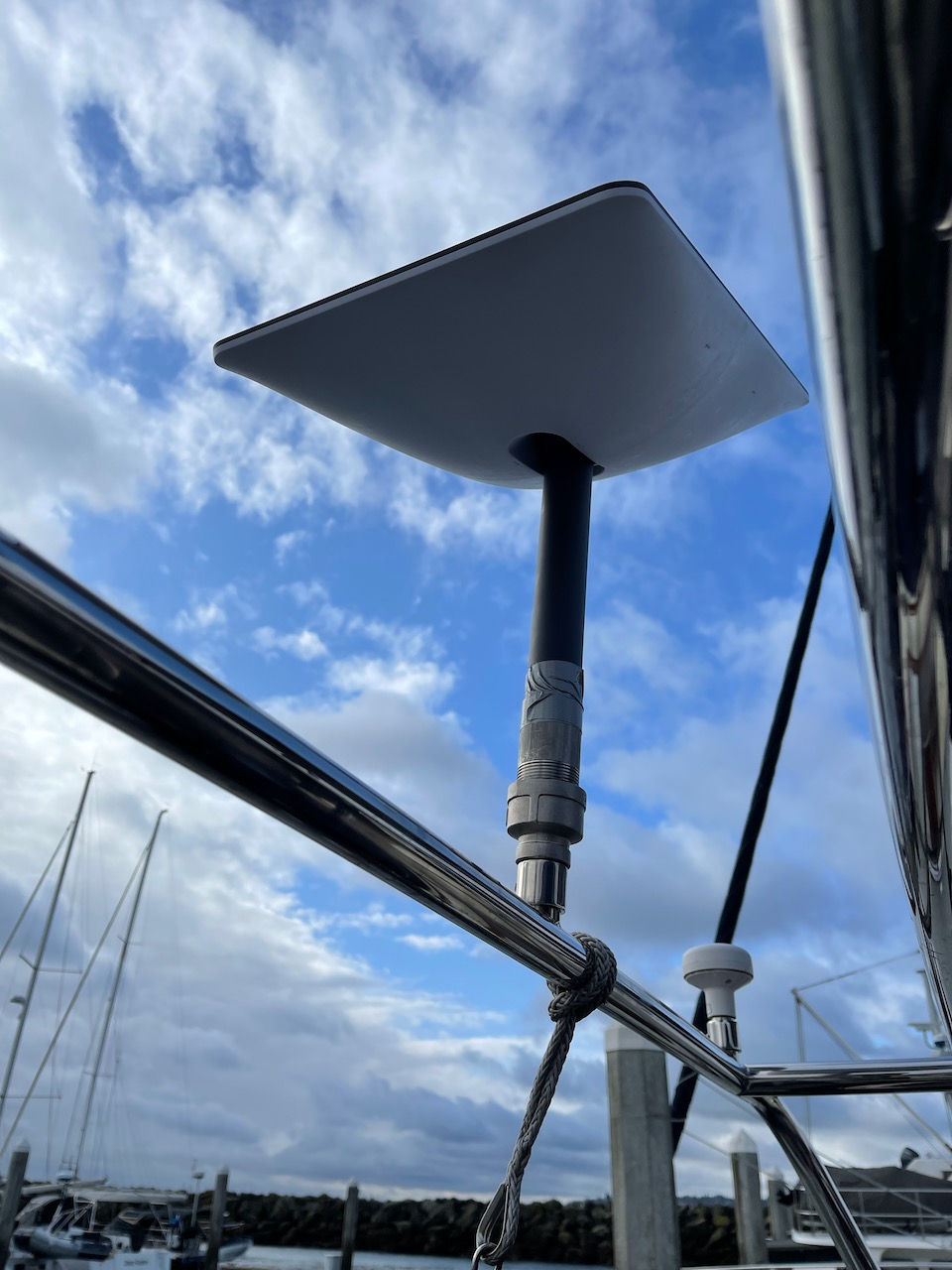 Navigating the Digital Seas: How to use Starlink on a Boat