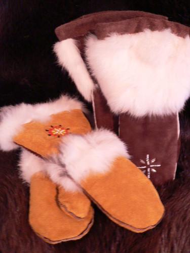 DIY Gauntlet Kit (Child Sizes) W/ Video Tutorial | AMBERS LEATHER CREATIONS