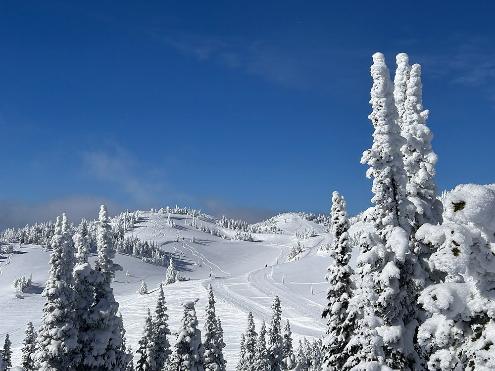 Interior British Columbia resort guide for skiers and snowboarders