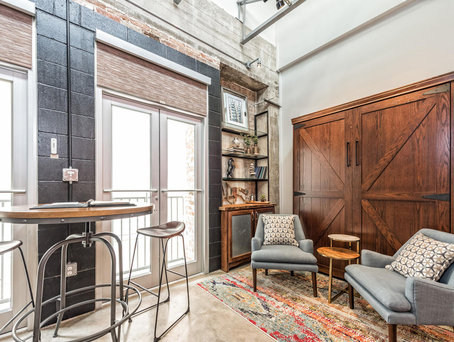 Urban Cowboy Loft 1Br,1Ba | Green Door Lofts