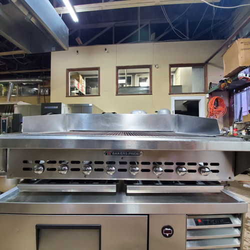Bakers Pride 48" Radiant Charbroiler | nwre