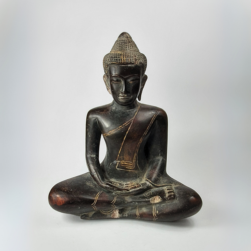 Old style Cambodian Buddha | balipuppet