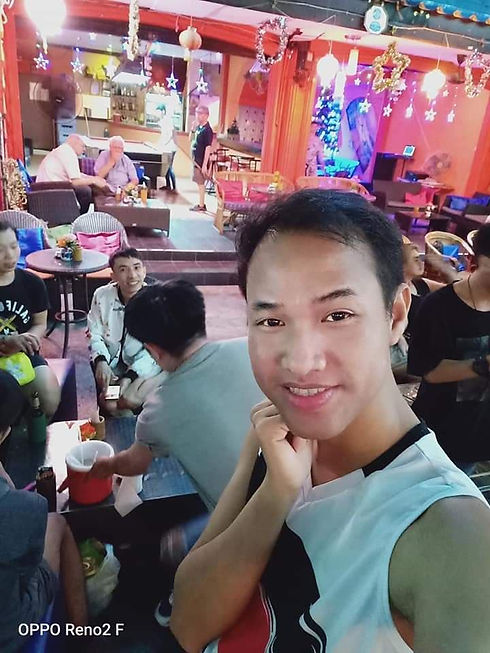 Gay Bar Pattaya - Sunee Plaza Boys Bars