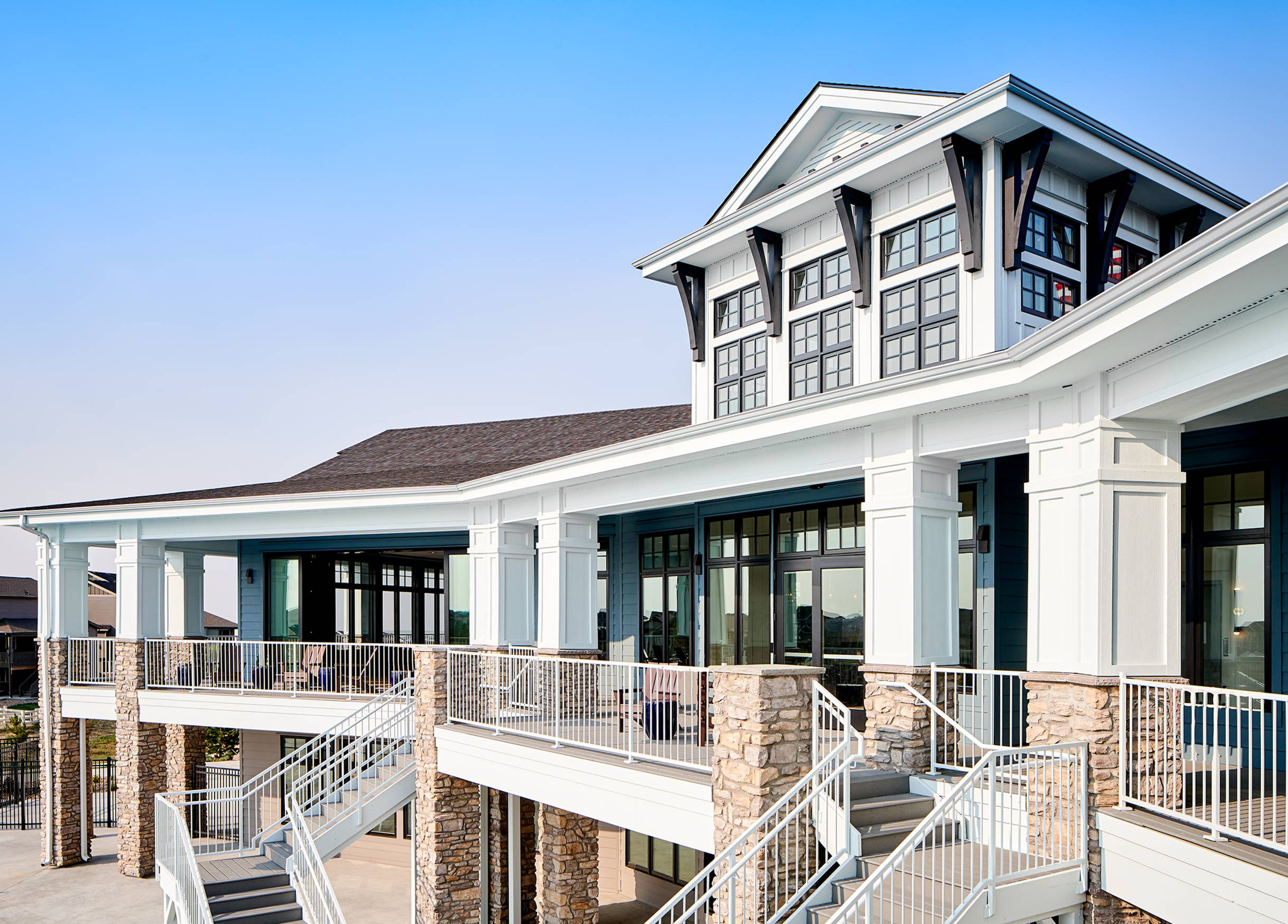 CLUBHOUSE & POOLS | Waner Construction