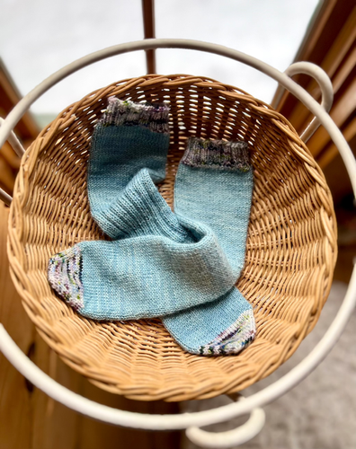 Magic Heel Socks Knitting Pattern Children | The Autumn Acorn