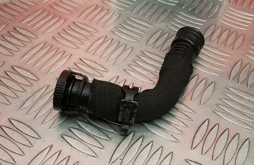 AUDI A3 A4 VW PASSAT B6 2005-2010 ENGINE BREATHER PIPE 038103493AC | BVS ONLINE