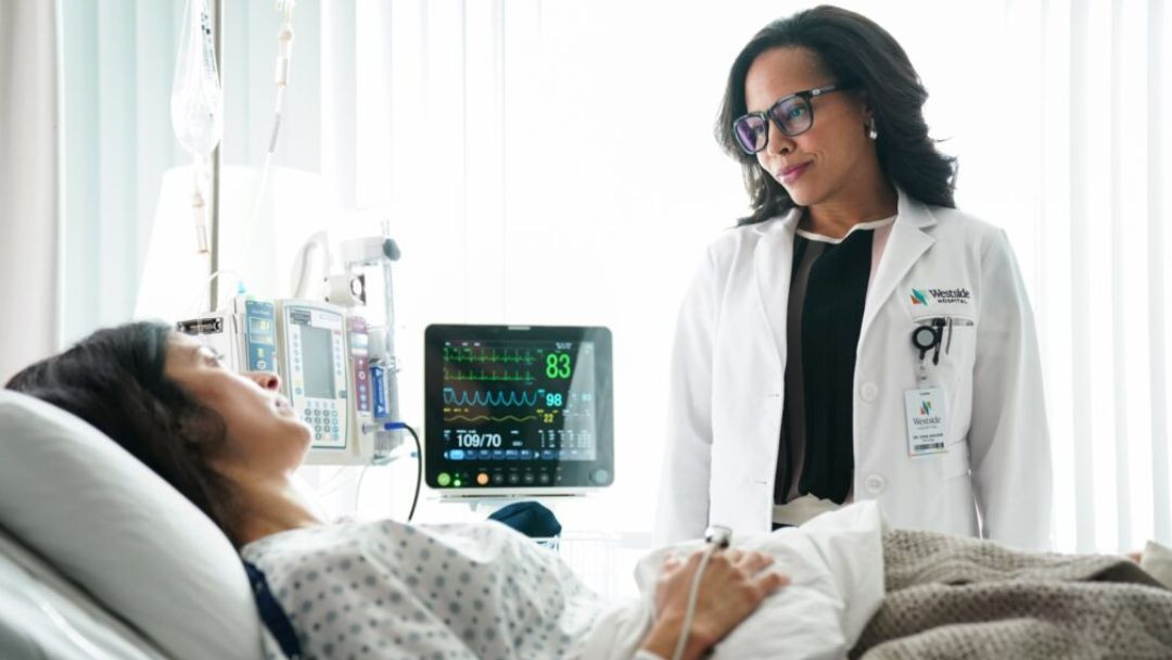 Amirah Vann on Doc Gina Walker’s Emotional Toll in the Powerful ...