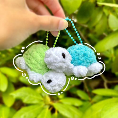 Mini Turtle Keychain | Yarnhead Crochet