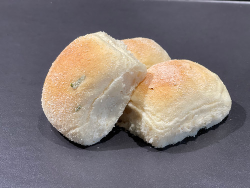 Onion Garlic Cheese Pandesal | Loreleis Pan