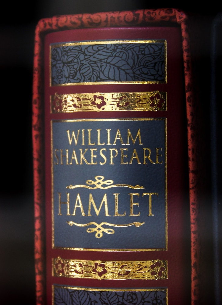 Two Entangled Projects