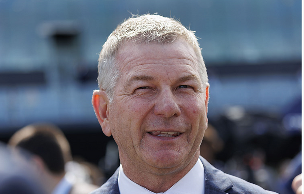 KRIS HAS DUAL CRACK AT ST LEGER STAKES