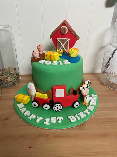 Old MacDonald farm Cake | Bailey's The Bakers