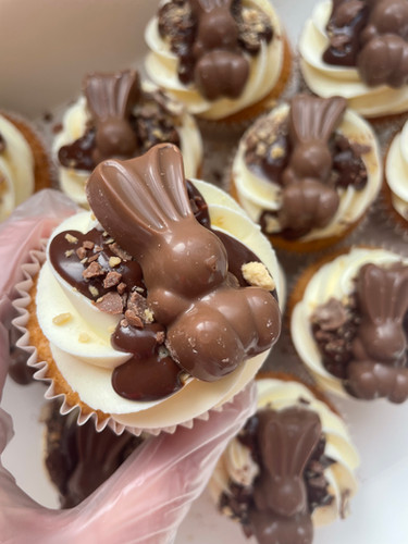 Easter Cupcake Box (4 items) | Polly Webb Cakes