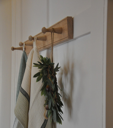 Solid Oak Peg Rail -Natural | Betty & Mojo