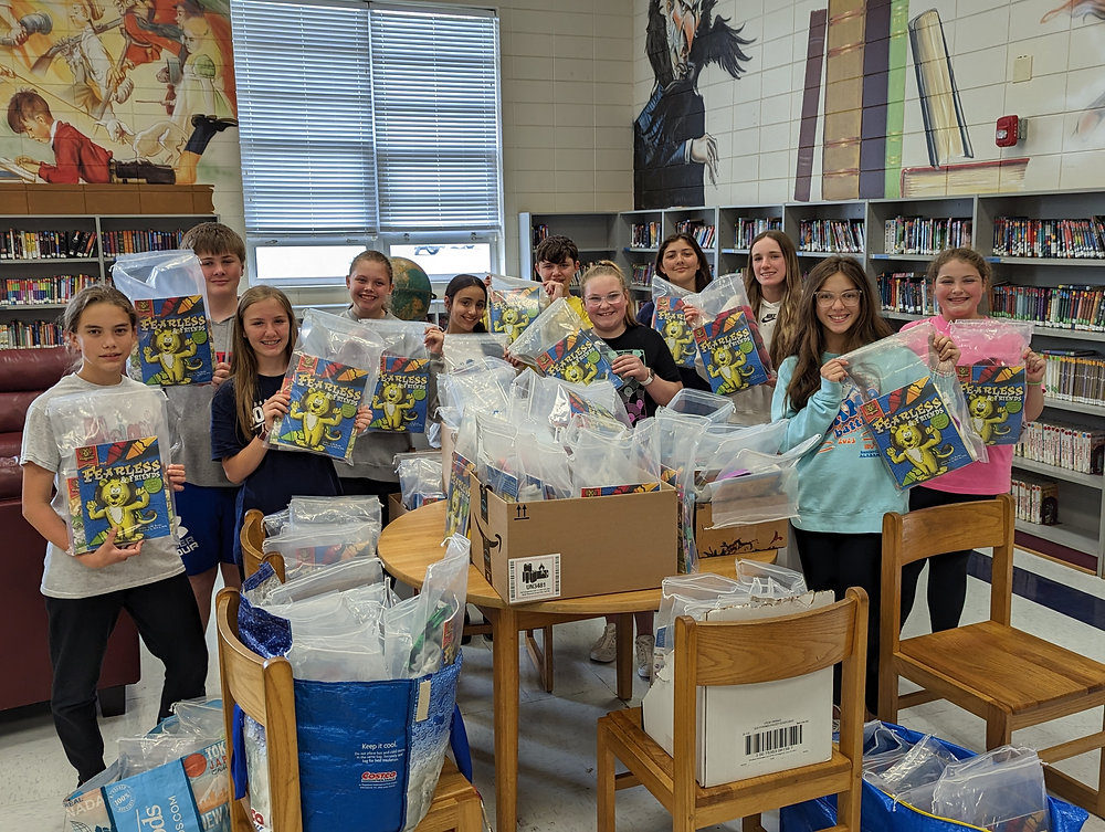 Peer Helpers Lend a Hand to the Fearless Project