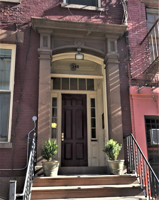 Historic Architecture Site Daytonian in Manhattan