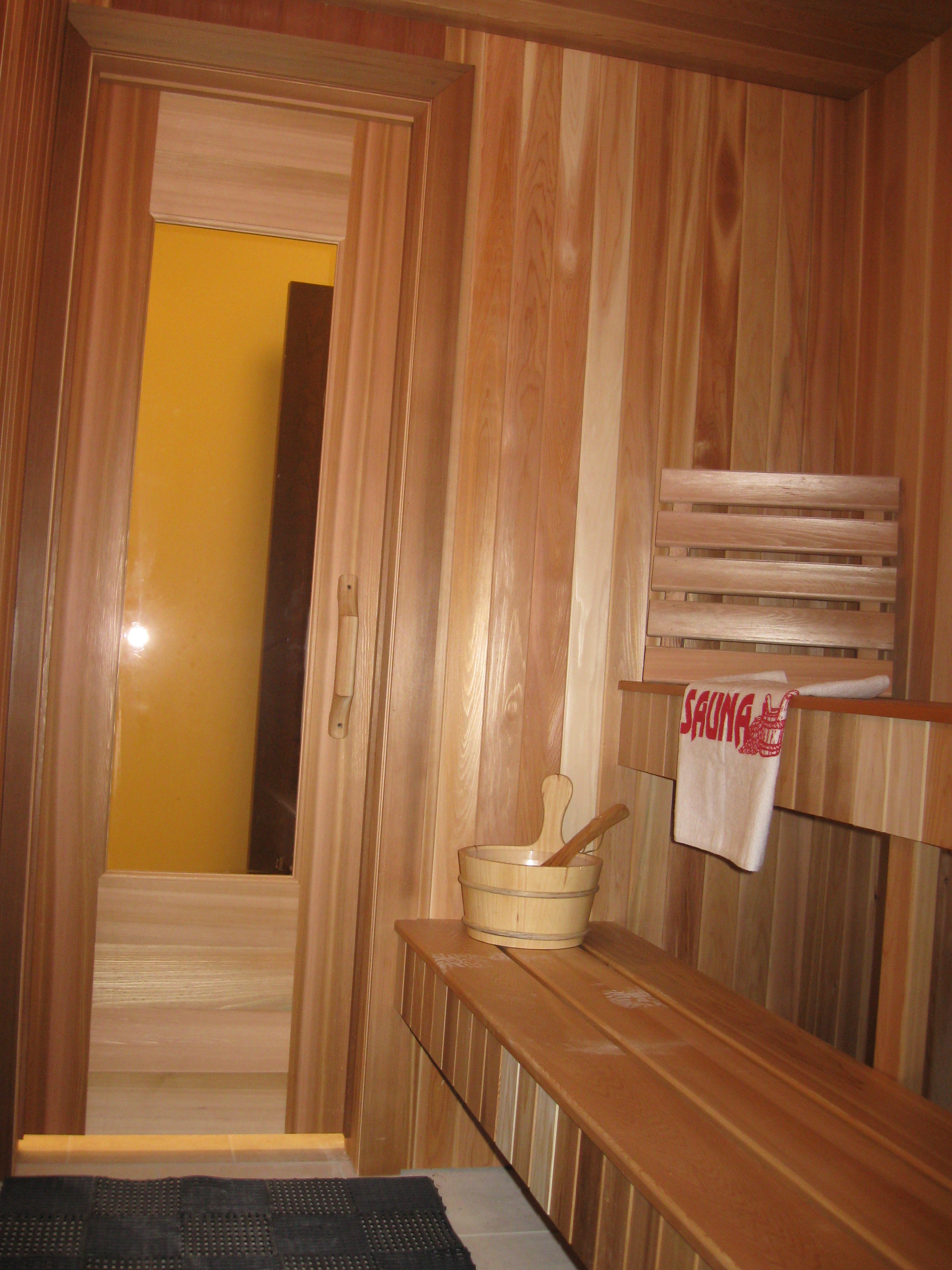 Chinook Saunas | Ontario | Chinook Hot Tubs & Saunas