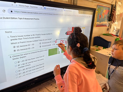 2023 - 2024 Photo of the Week | P596X