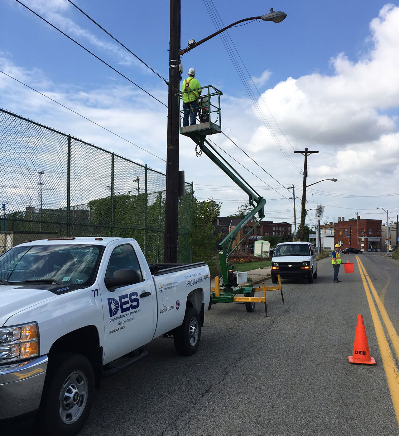 DES helps bring free Wi-Fi to Pittsburgh's Larimer neighborhood