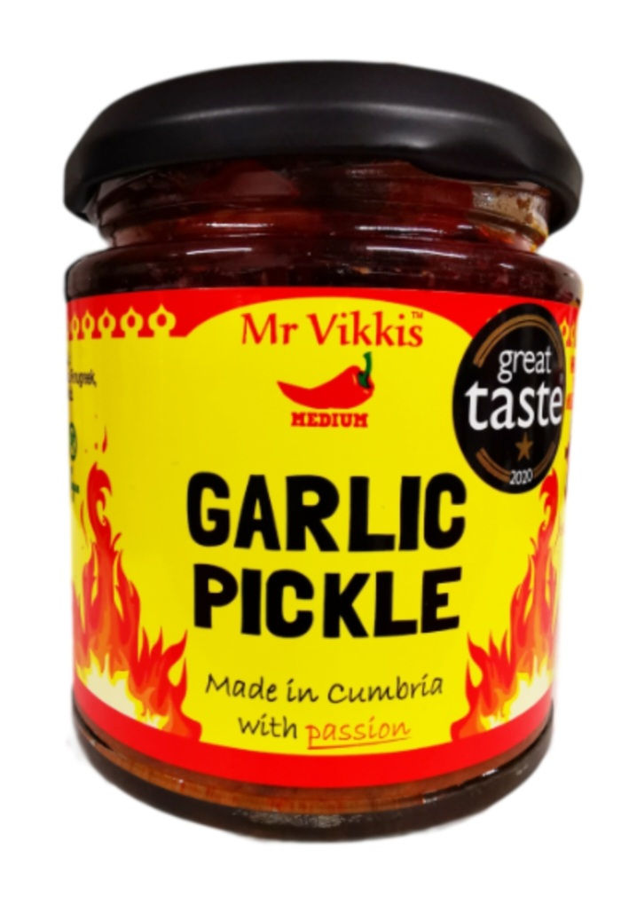 MR VIKKIS | Mack Chilli