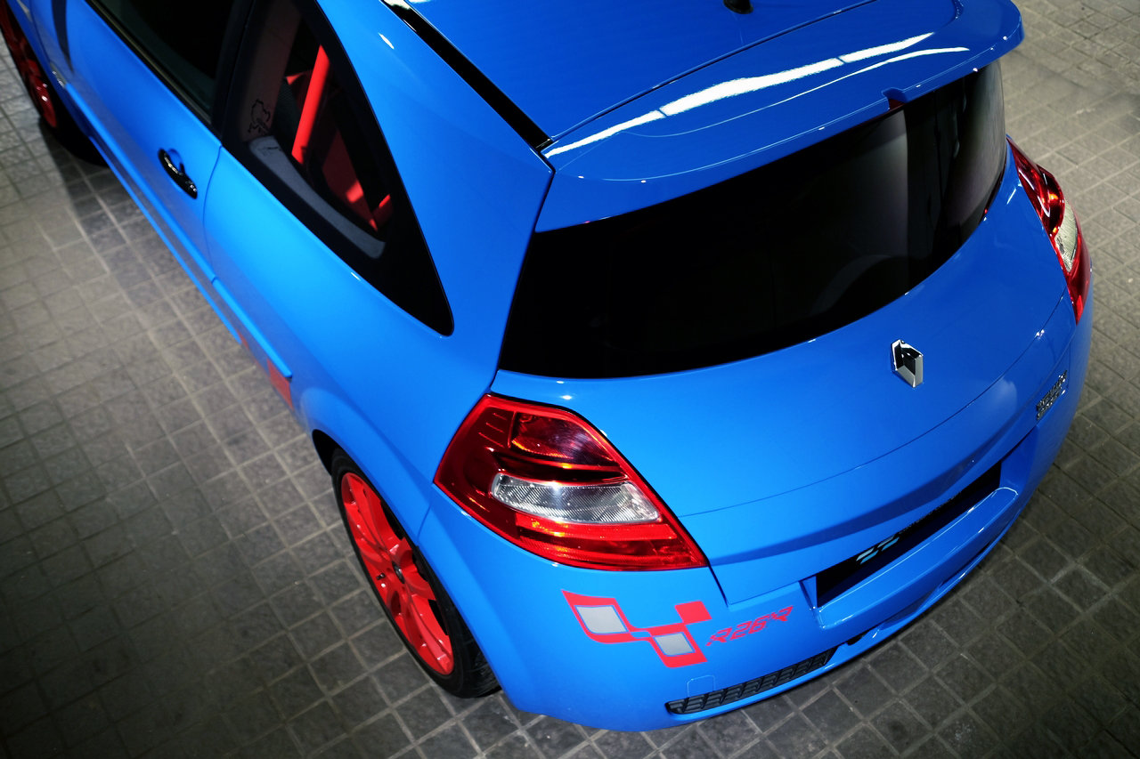 Renault Megane R26R | contempoconcept