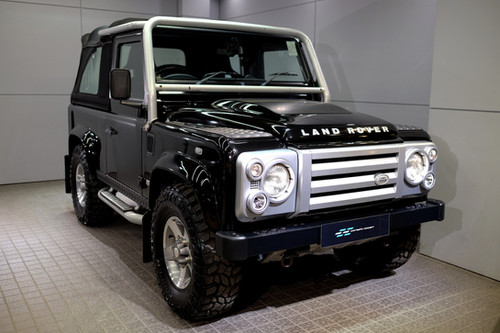 Land Rover Defender 60th Anniversary SVX | Contempo Concept
