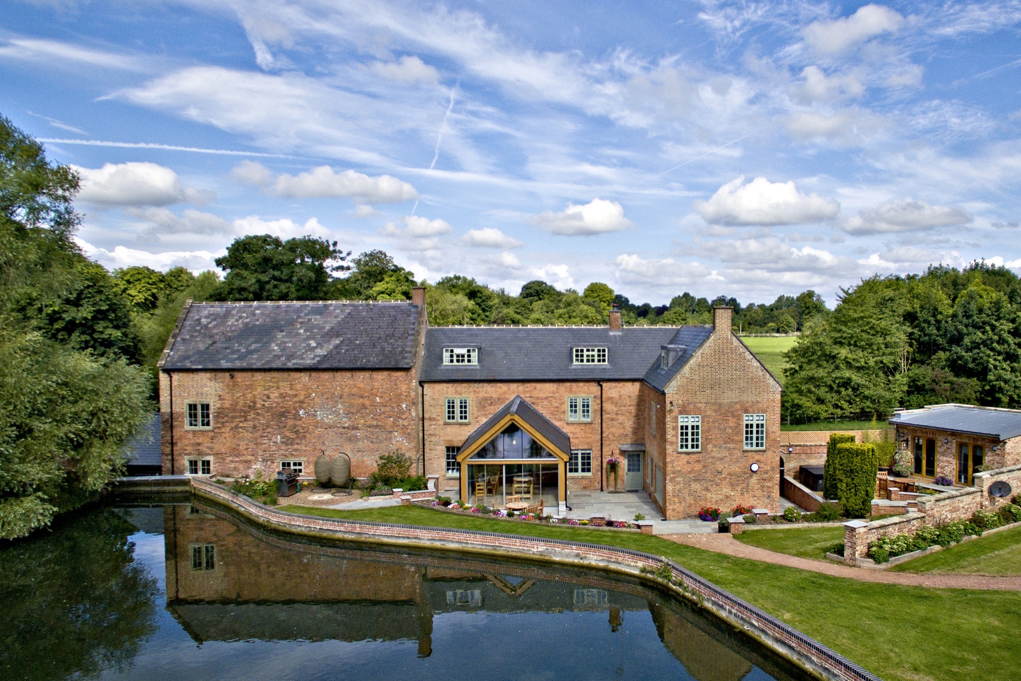 Wiltshire Photographer | Calne | Cre8ive Studios