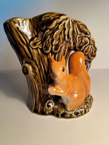 Sylvac Squirrel Vase / Jug | Strichen Antiques