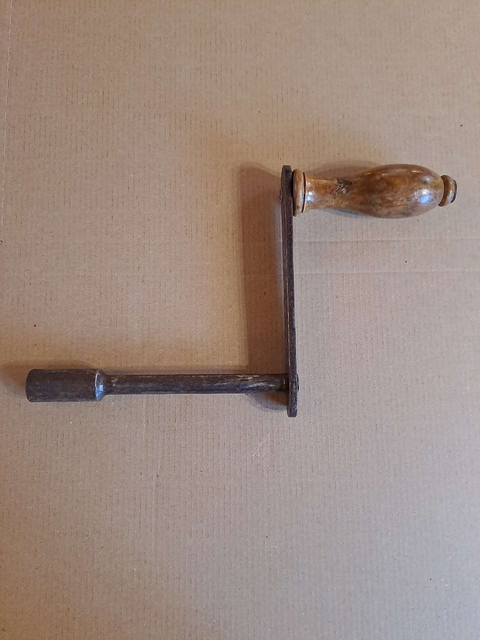 Victorian wind out table handle | Strichen Antiques