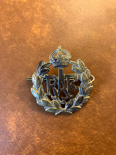 Military : Original RAF Cap Badge With Pin | Strichen Antiques