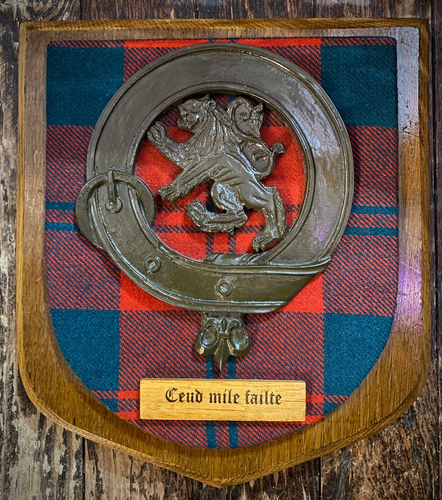 Scottish Rampant Lion Wooden Wall Plaque Gaelic A Hundred Thousand ...