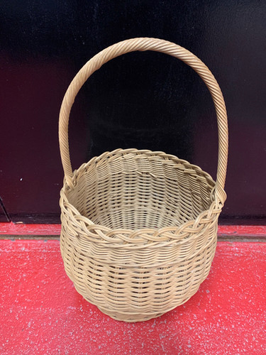 Vintage Handmade Berry Basket Primitive Woven Wicker | Strichen Antiques