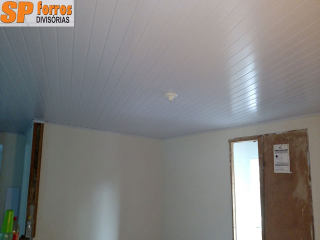 Forro de PVC Liso ou Frisado?