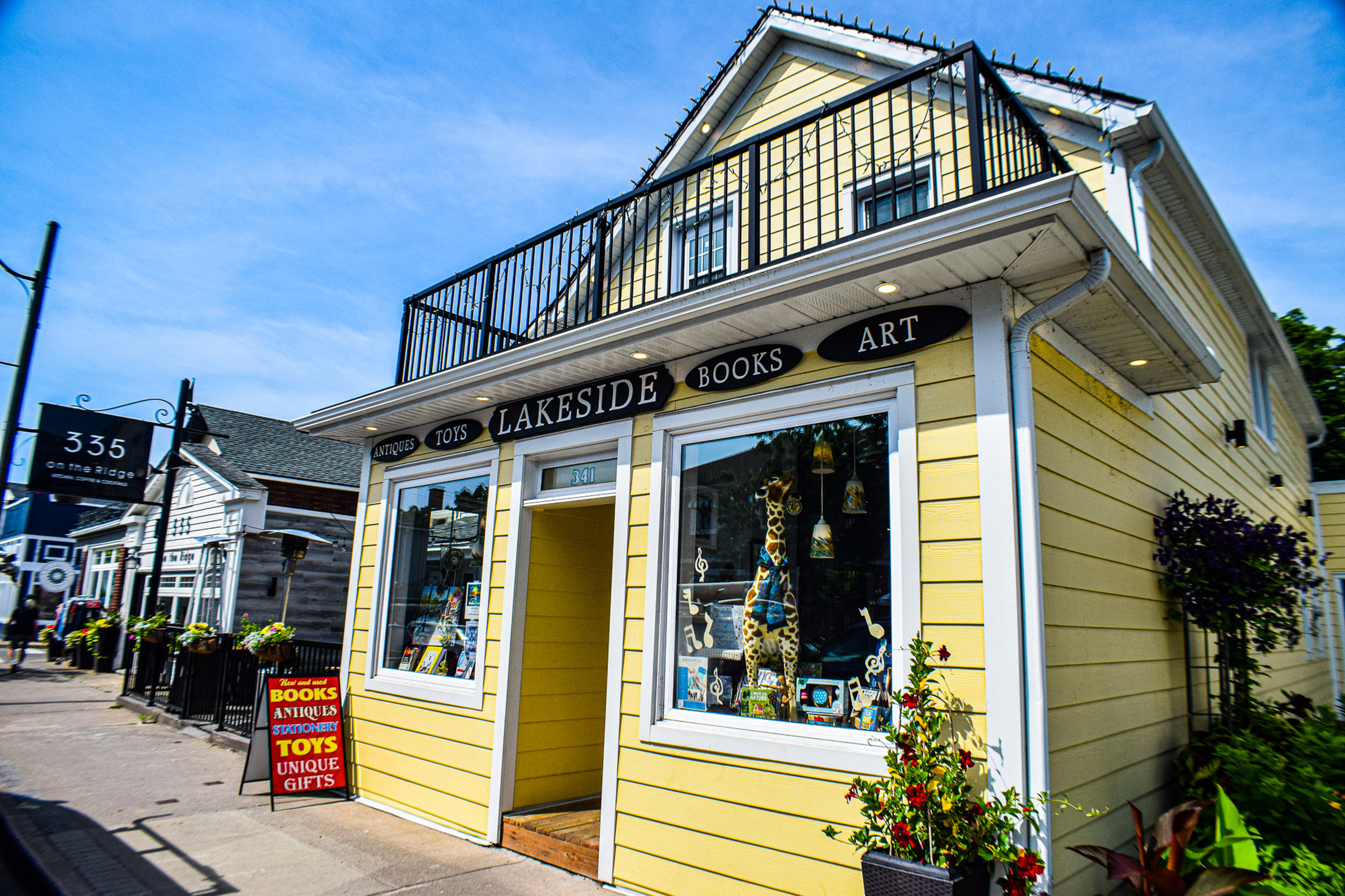 Home | Lakeside Books