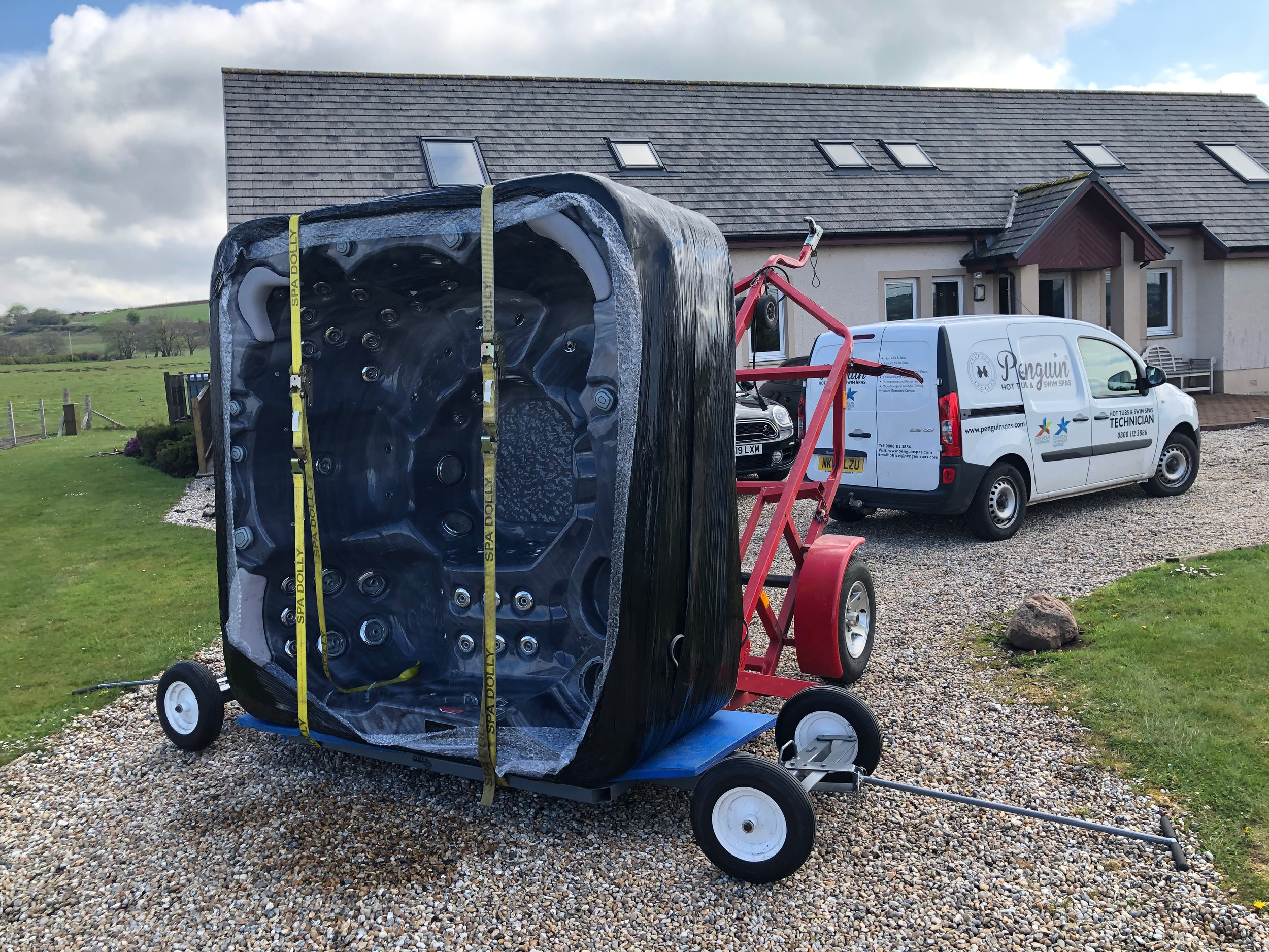Scotland Hot Tub Movers - Scotland Spa Relocation Specialists