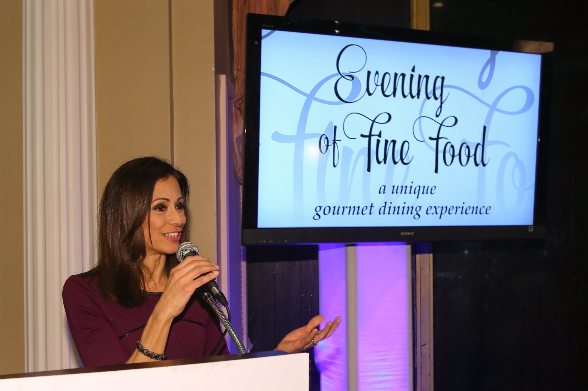 Lisa Mateo | TV Host | Motivational Speaker | Fitness Coach