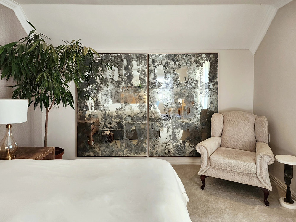 The Enduring Elegance of Custom Antique Aged Mirrors