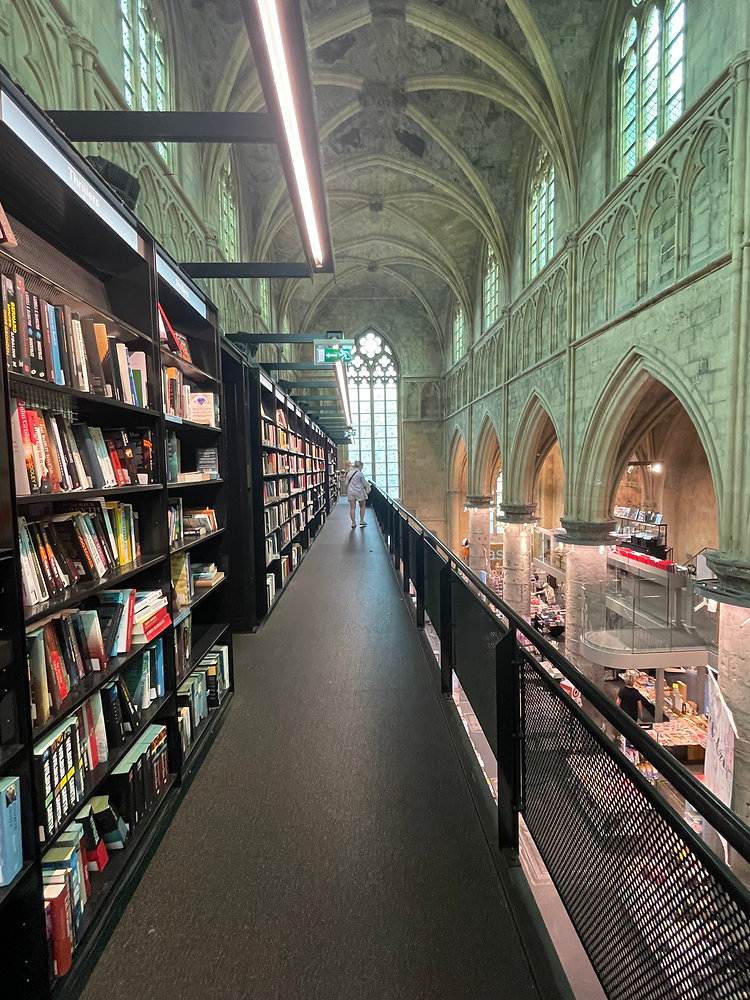 Travel to Maastricht, Netherlands: Beautiful bookstore with fantastic ...