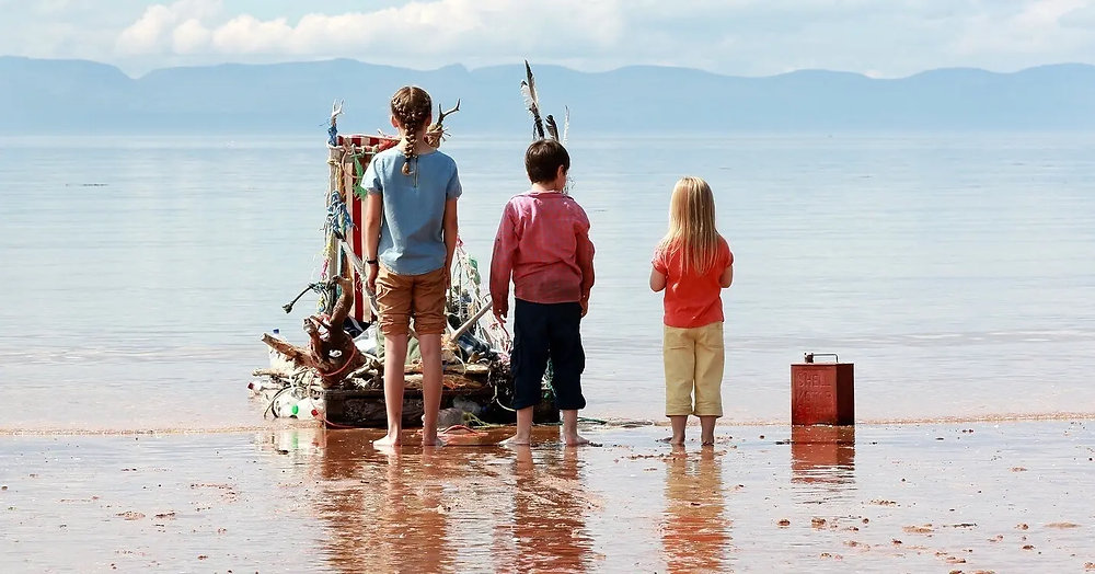 What We Did On Our Holiday (2014) Dir: Guy Jenkin & Andy Hamilton