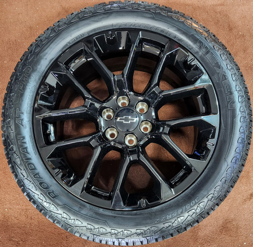 4 New 22" Black SRV Chevy Gmc 1500 Wheels Tires | THE WHEEL GUY LLC