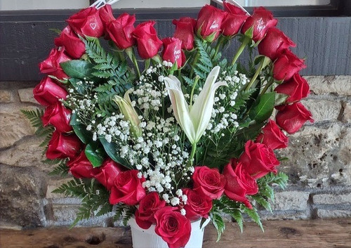 Red Heart of Roses. | Estrella's Flower Sh