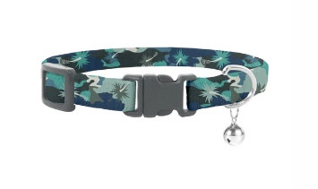Coco and Pud adjustable Cat collar Camo Hibicus | Louis and Phoebe