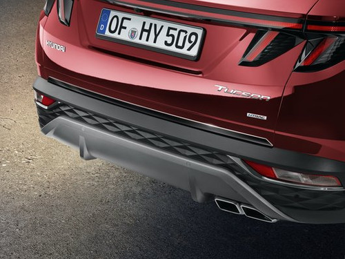 Tailgate trim line, piano black | SkandiShop